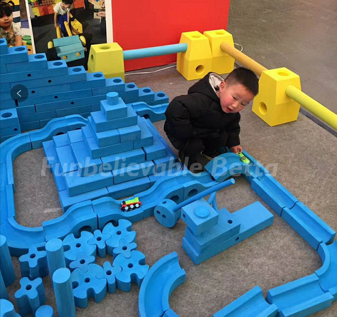 Bettaplay New Design Best Selling Large Building Blocks Wall Kid,Eva ...